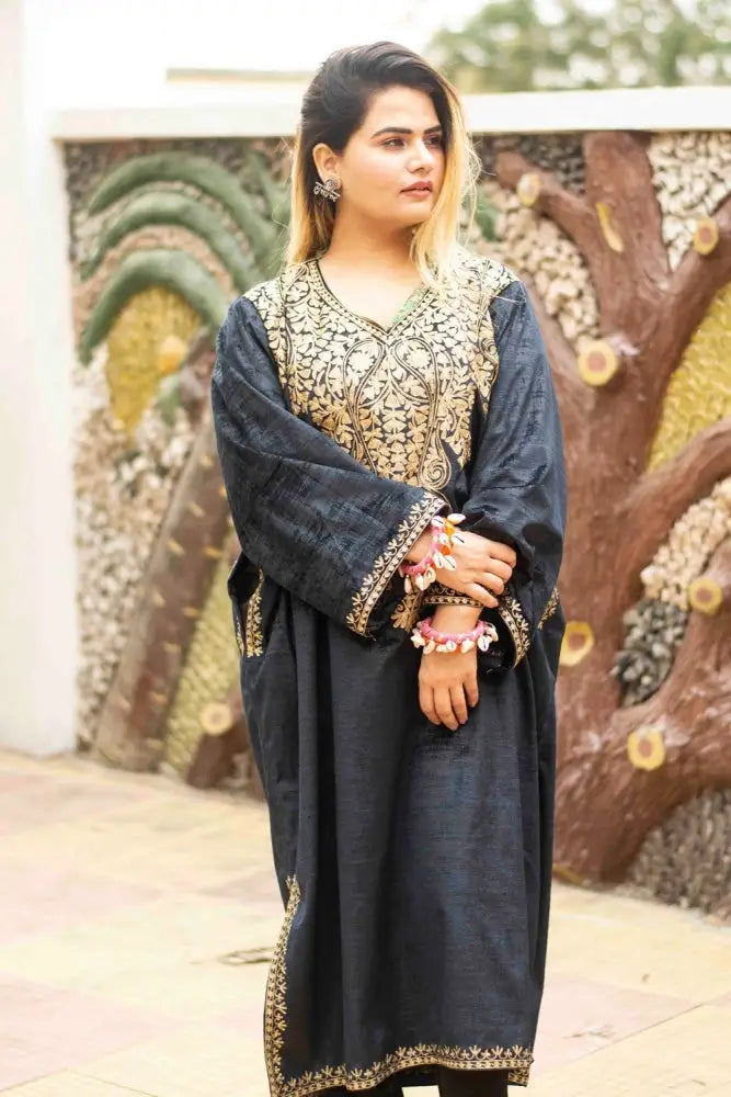 Buy Kashmiri Velvet Phirans Online | Kashmiri Dress For Ladies