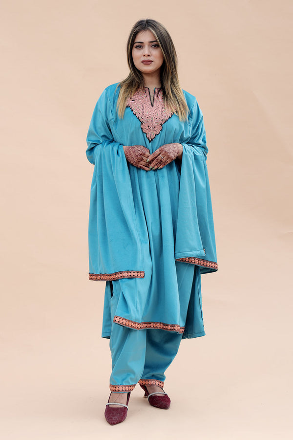 Buy Kashmiri Phirans Sets Online | Traditional Kashmiri Dress