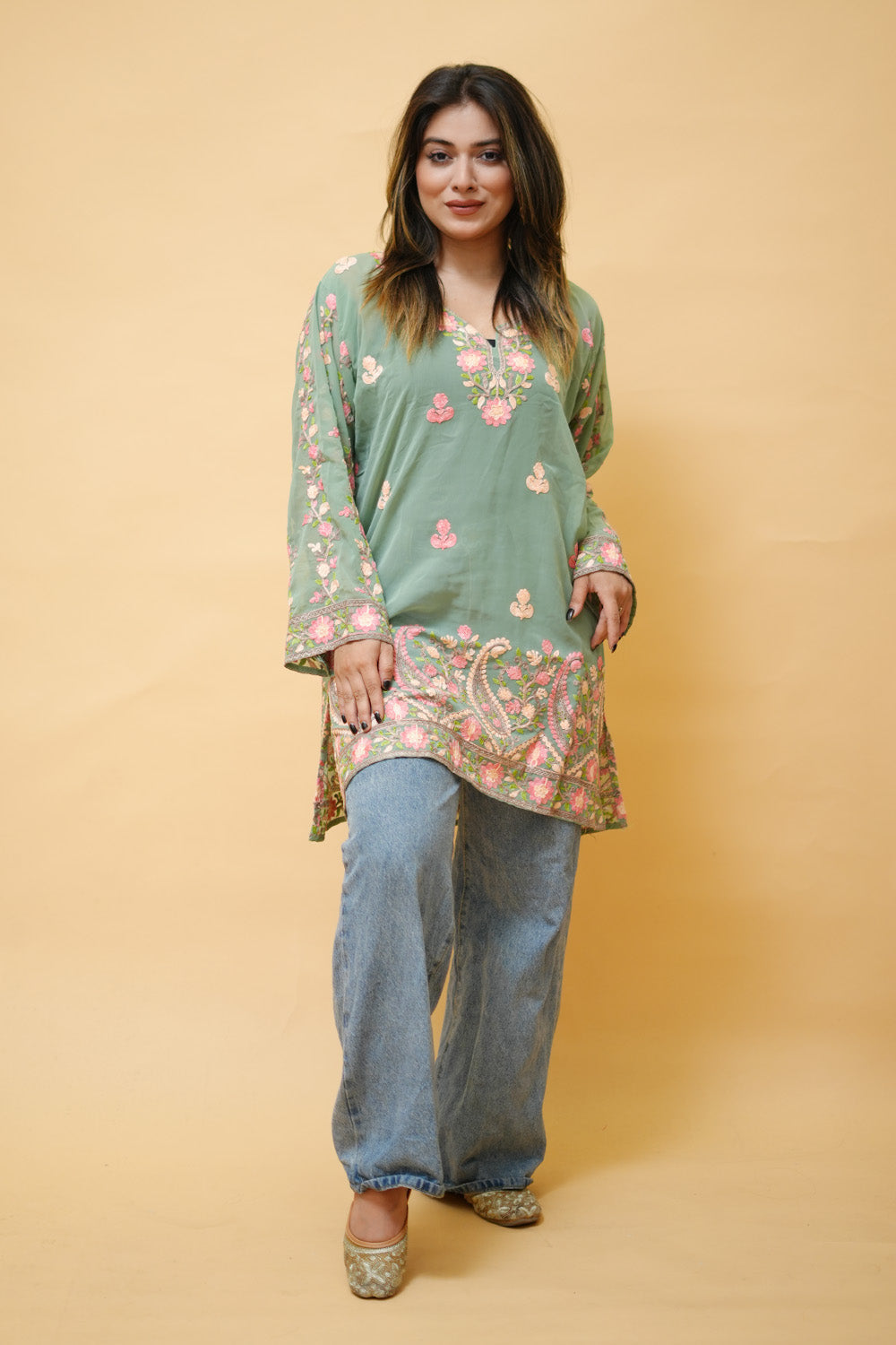 Green colour aari work neck short kashmiri kurti with thread